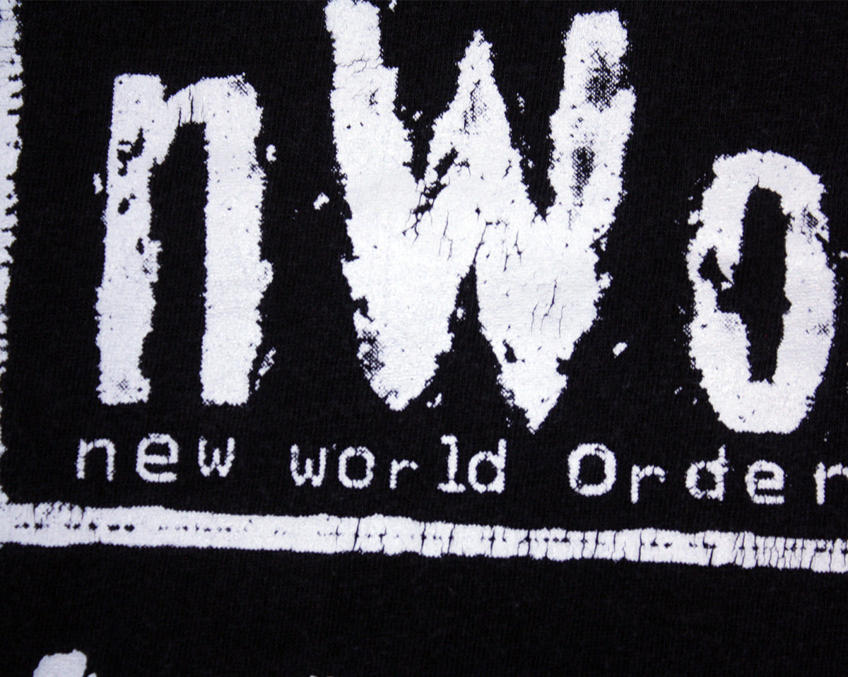 WCW NWO TRADITION BITES T-SHIRT LG – stashpages